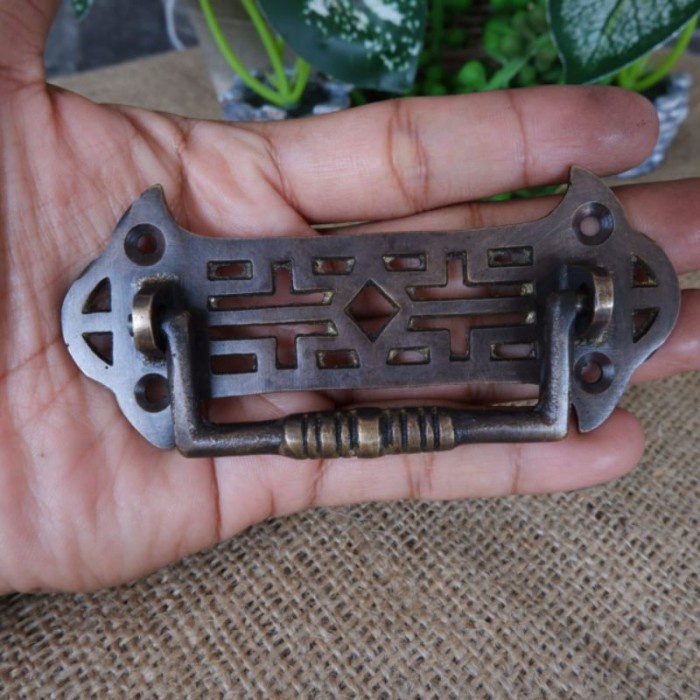 Jual Tarikan laci cina /singkek kecil dan besar antik - Panjang 10 cm ...