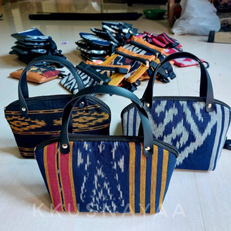Jual TAS WANITA TENUN MINI KHAS ETNIK DOMPET POUCH | Shopee Indonesia
