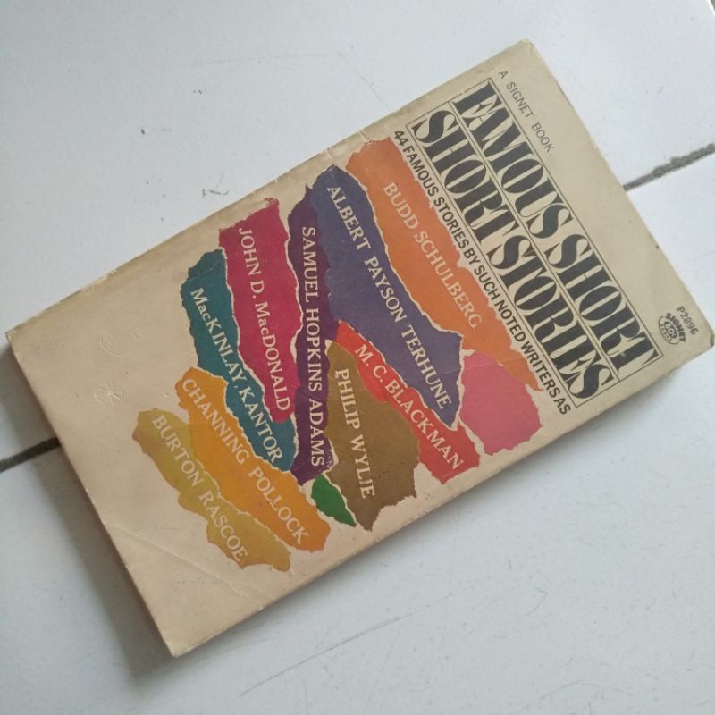 Jual FAMOUS SHORT SHORT STORIES - A SIGNET BOOK | Shopee Indonesia
