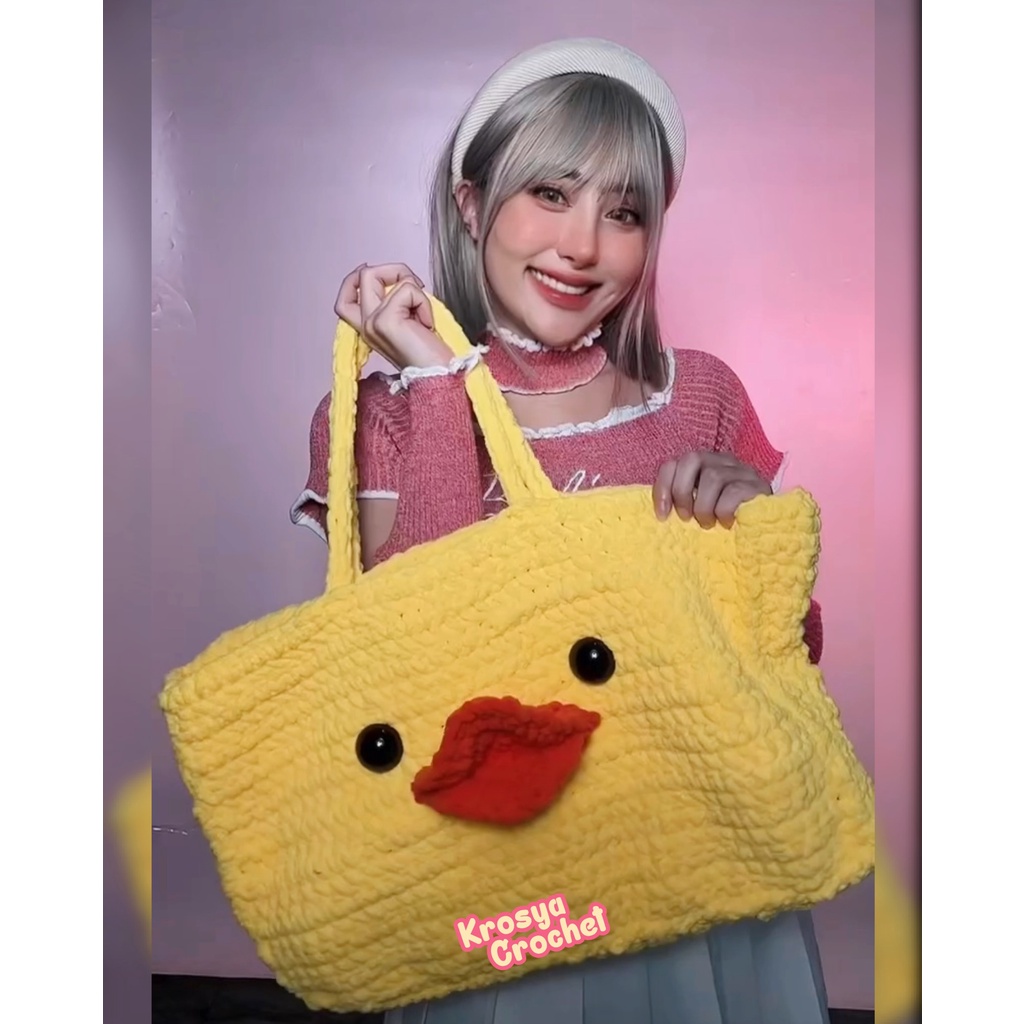Jual DUCKIE Krosya Crochet Giant Duck Bag Tas Bebek Rajut Besar by ...