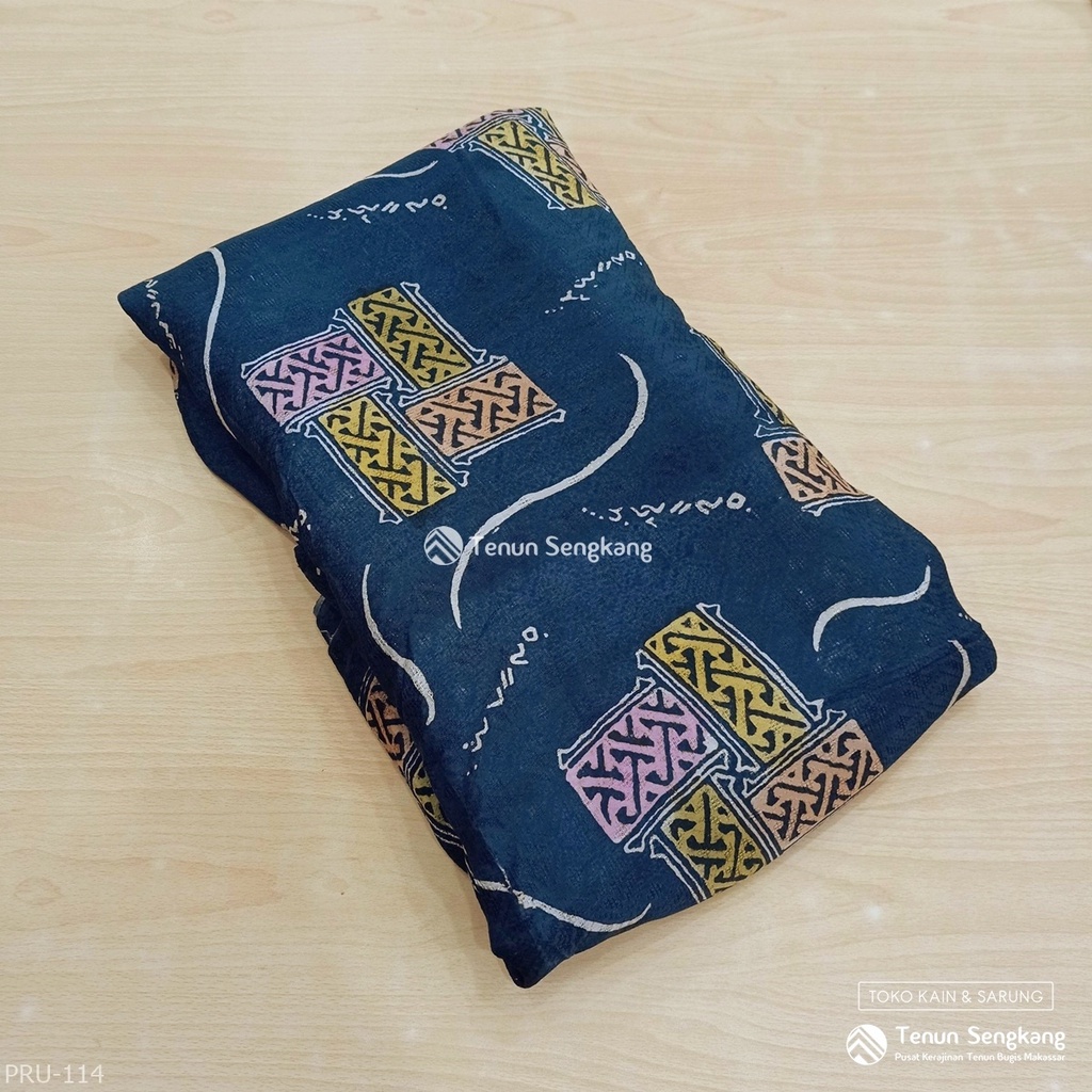Jual Kain Tenun Dobby Batik Sutra Bugis Makassar Biru Navy - Tenun ...