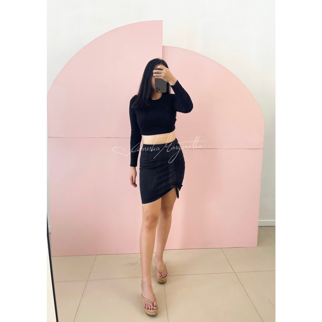 Jual Rok Scuba Serut Tali Rok Pendek Mini Rok Pesta Melar Polos Hitam ...