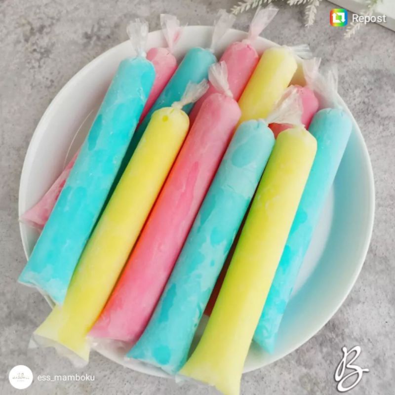 Jual Plastik Es Mambo/Es lilin / Es spidol Polos uk 3x23/3x26/3x30/3x20 ...