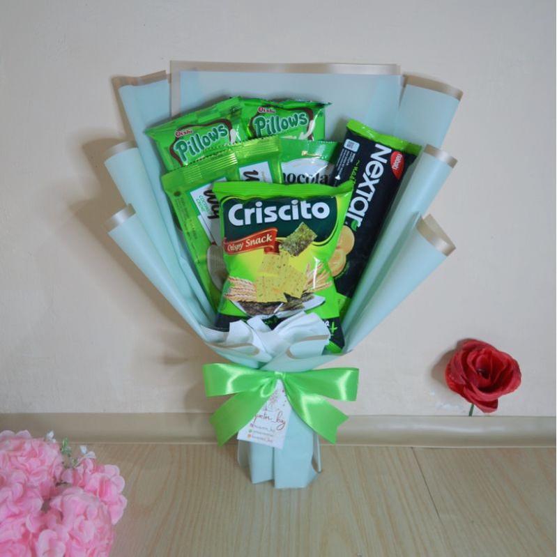 Jual (BUKET SNACK 0040) Buket Snack Murah untuk Hadiah Kado Gift Wisuda ...