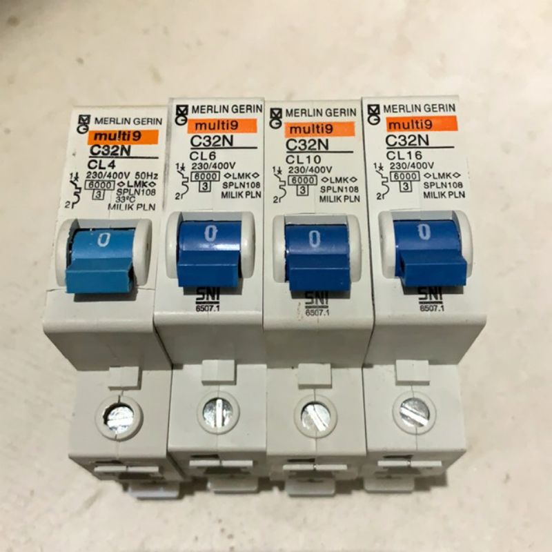 Jual MCB merlin gerin Multi 9 | Shopee Indonesia