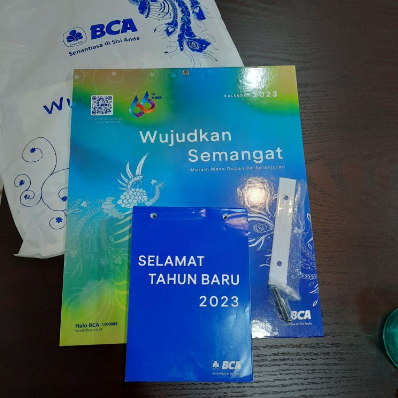 Jual kalender harian bca sobek bulanan prioritas | Shopee Indonesia