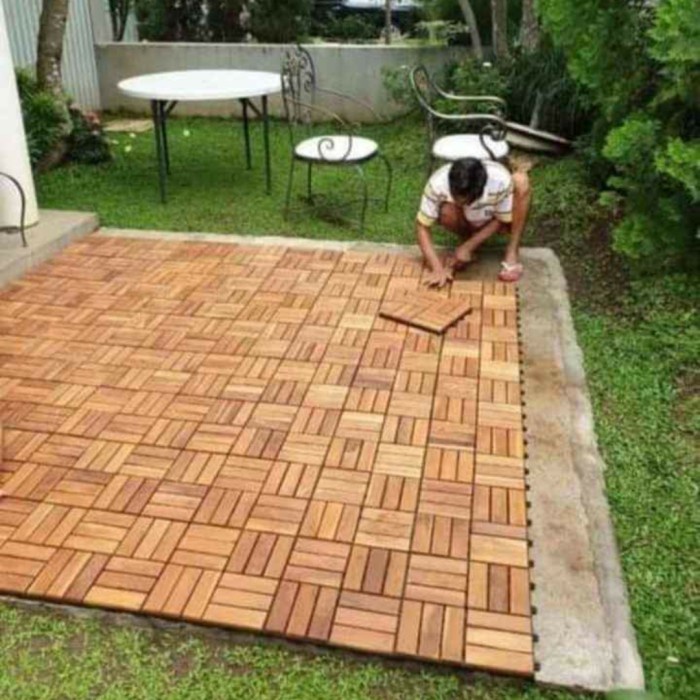 Jual Lantai Lantai Decking Tile Kayu Jati - Garden Tile Teak 30X30Cm ...