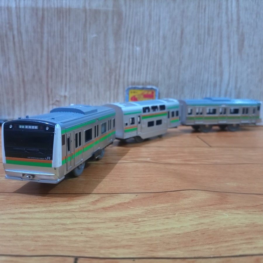 Jual Takara Tomy - Plarail S-31 Series E233-3000 Shonan Color (3-Car Set) | Shopee Indonesia