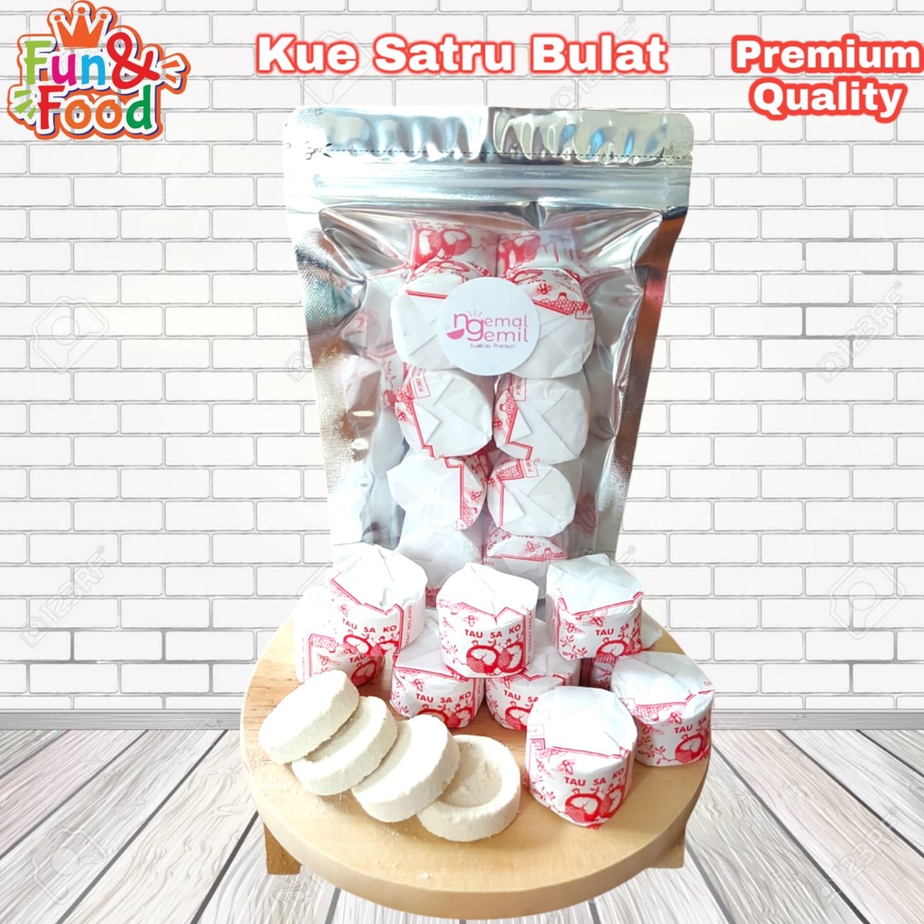 Jual Snack Kue Satru Bulat Jadul Tau Sa Ko Kue Koya Bulat Lumer ...
