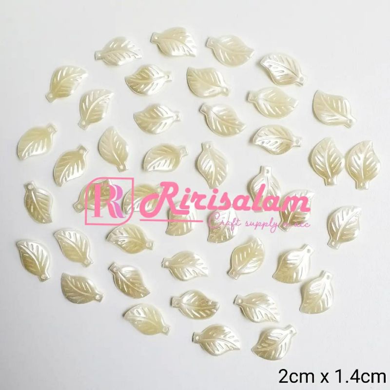 Jual MANIK DAUN GARIS LENGKUNG MINI IVORY | PON | Shopee Indonesia