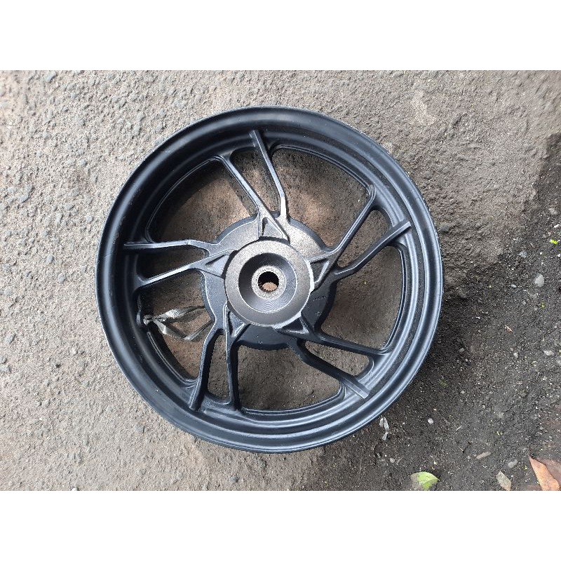 Jual velg pelek roda belakang vario 125/150 new pnp vario 125/150 old ...