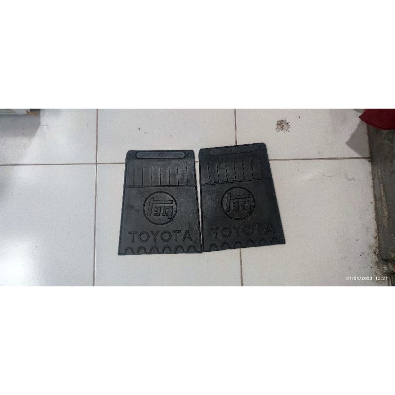 Jual mud guard karpet lumpur toyota corolla ke20 k30 ke70 dx hiace lh11 ...