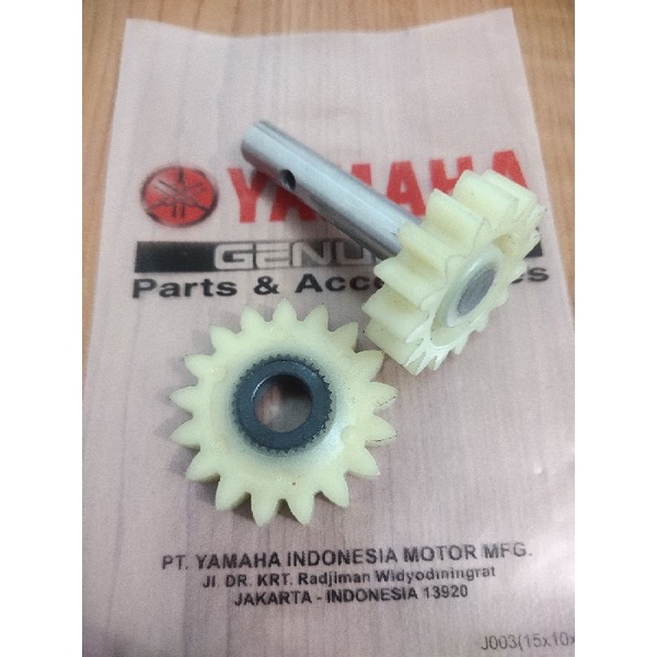 Jual as plus gigi pompa oli Yamaha R25 ORIGINAL | Shopee Indonesia