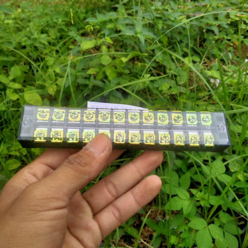 Jual Terminal block 25A 12P | Shopee Indonesia