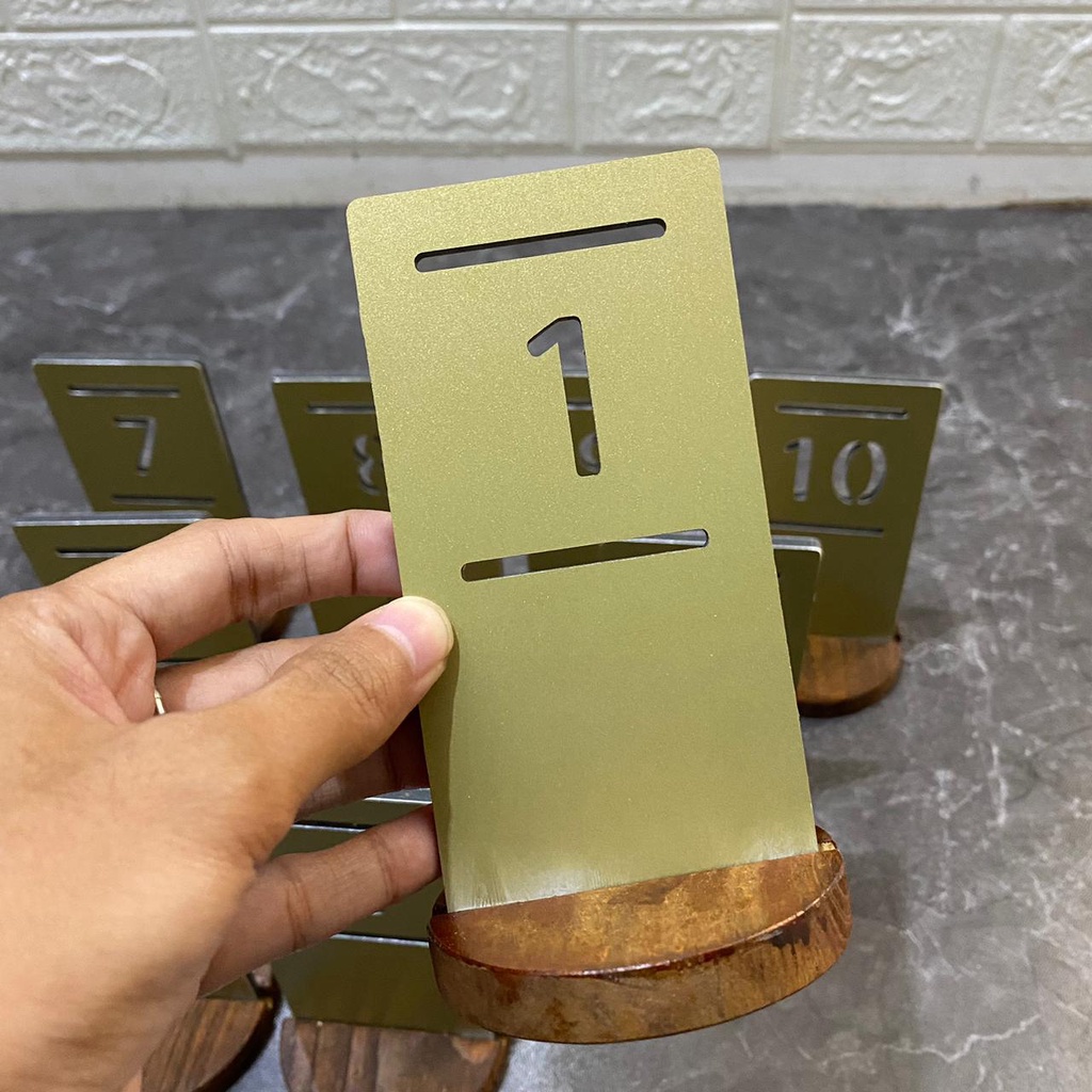 Jual Nomor Meja Penanda Meja Cafe, Coffee Shop, Restaurant, Rumah Makan ...