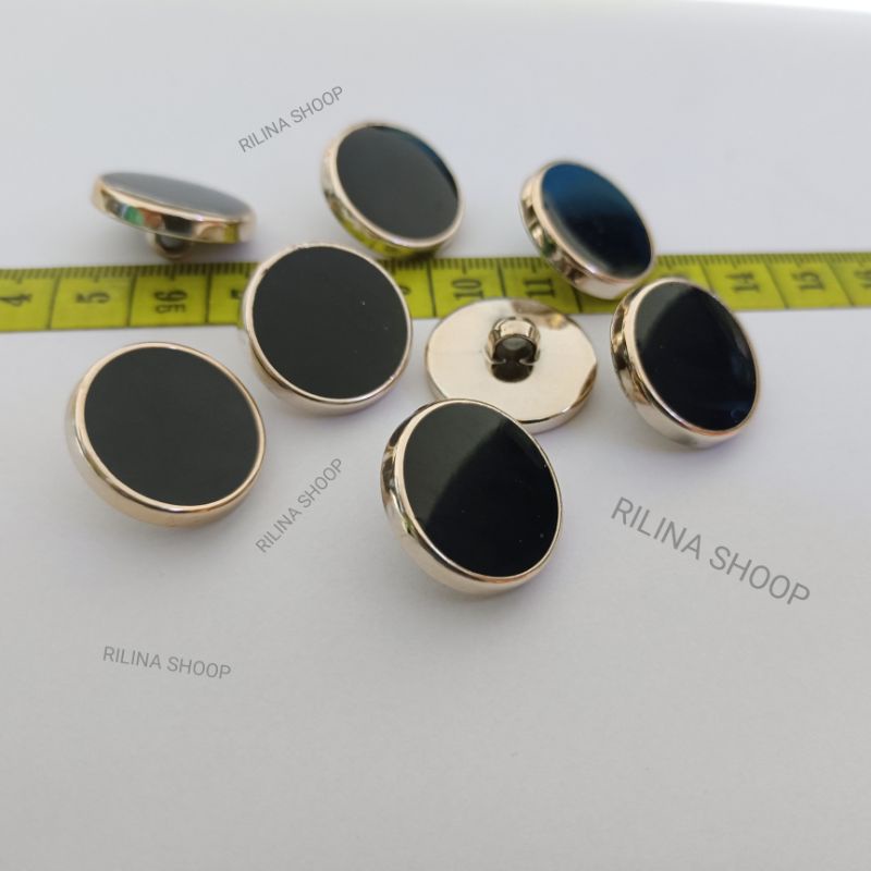 Jual Kancing baju Hem mutiara datar gold/hitam ukuran 13mm/15mm/18mm ...