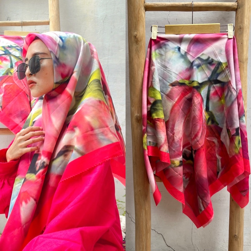 Jual HIJAB VOAL MOTIF TERBARU RAYA FUCHIA KODE DL79/SEGI EMPAT VOAL ...