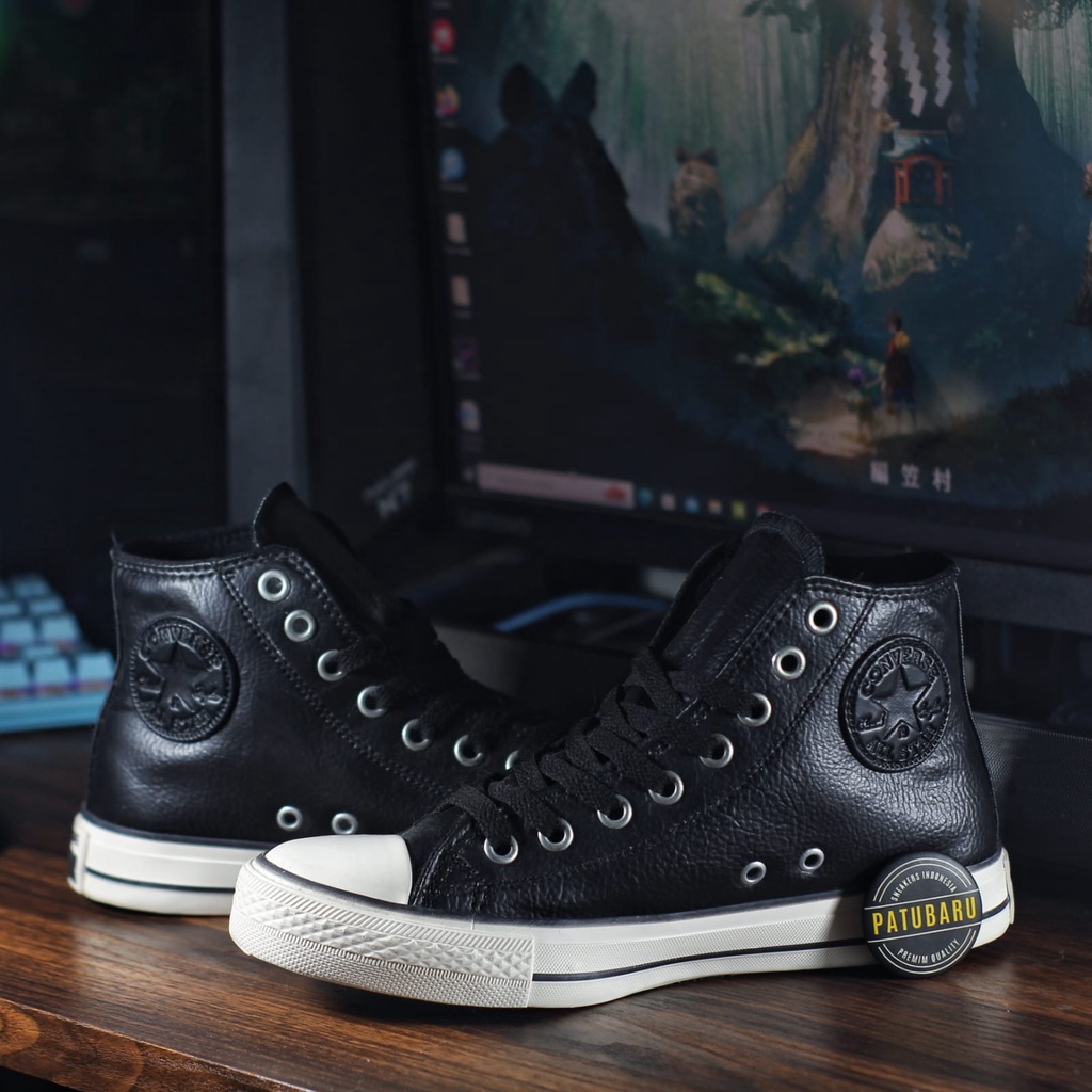 Jual Converse All Star High Kulit Leather Hitam Putih Sepatu Kulit PRIA ...
