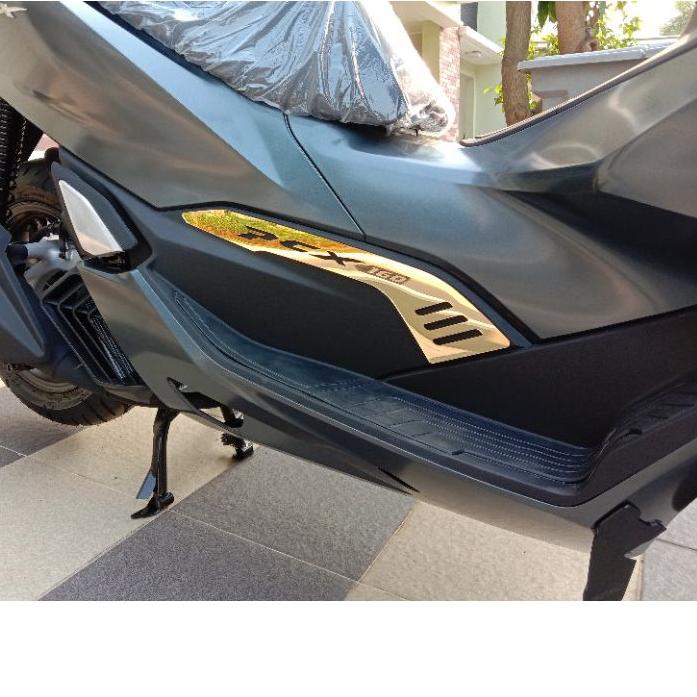 Jual Depan pcx 160 side cover garnish list - side deck pad pcx160 lis ...