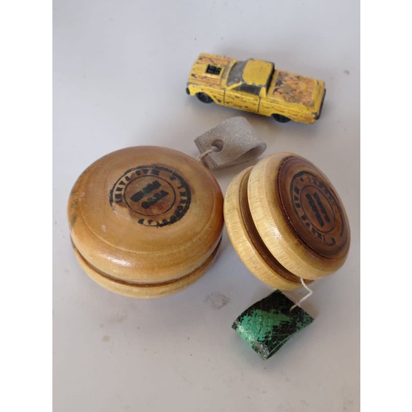 Jual TERMURAH YOYO KAYU MAINAN ANAK YOYO KAYU UKIRAN M | Shopee Indonesia