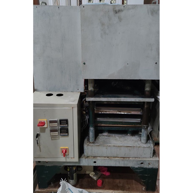 Jual Mesin Press Rakitan/Lokal PVC ID Card 30 Layer (300 kartu/produksi ...