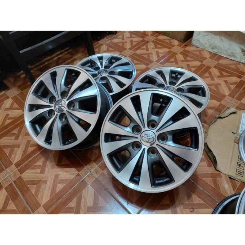 Jual Velg R15 Oem Innova Barong (Velg Only) | Shopee Indonesia