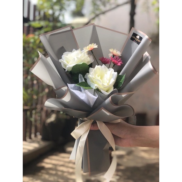 Jual Buket Bunga Artificial | bunga Wisuda| FREE KARDUS| Hadiah Ulang ...