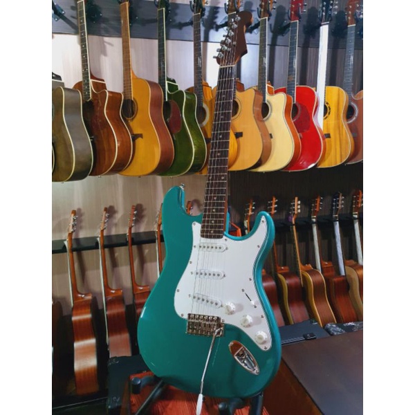 Jual Gitar Listrik / elektrik fender stratocaster custom | Shopee Indonesia