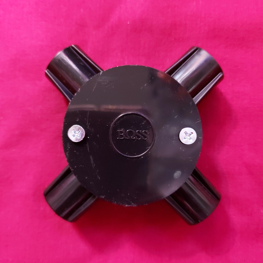 Jual B240S Tedus T Dus Pipa Conduit Cabang 4 20MM Hitam Boss | Shopee ...