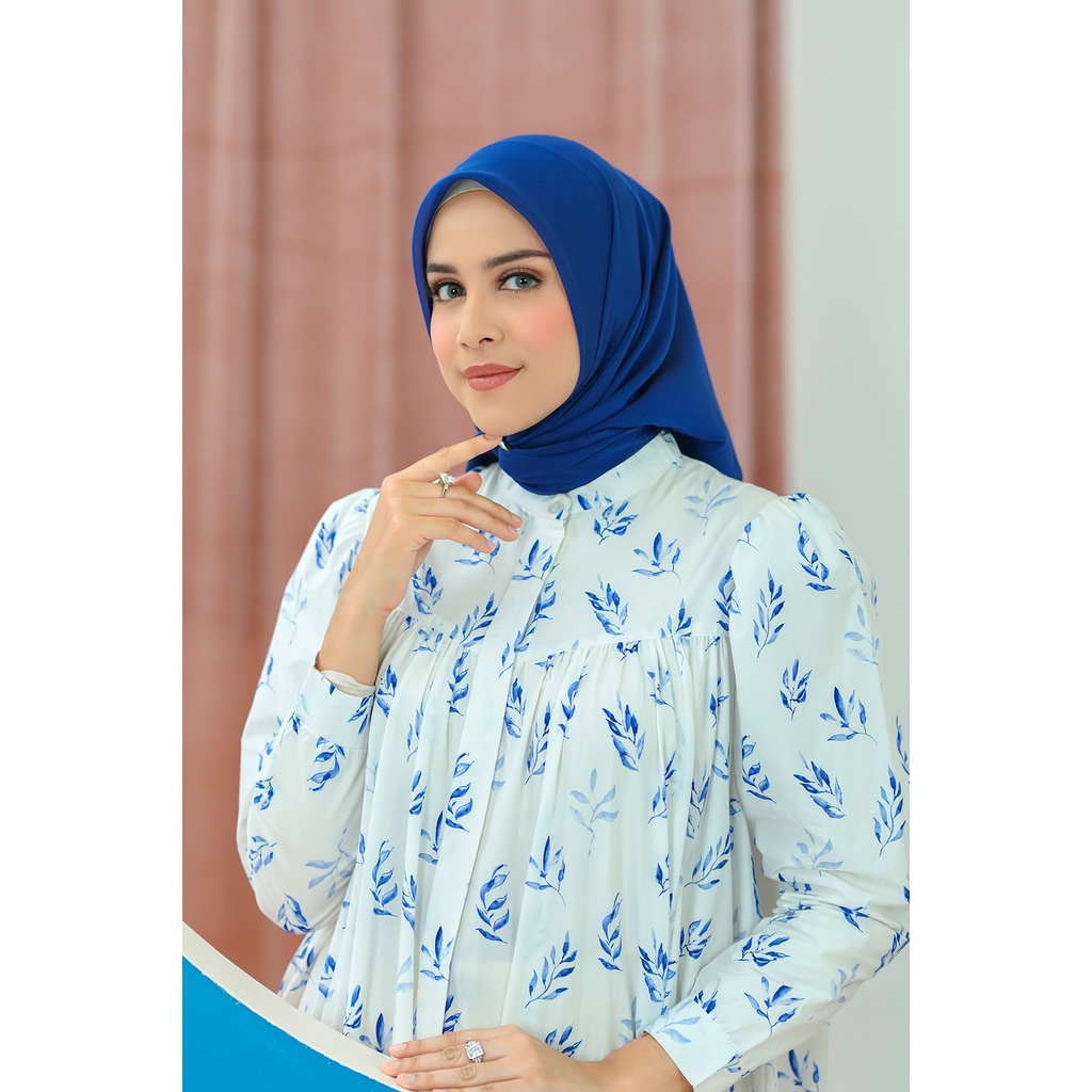 Jual Kelly Square in Midnight Sail | Shopee Indonesia
