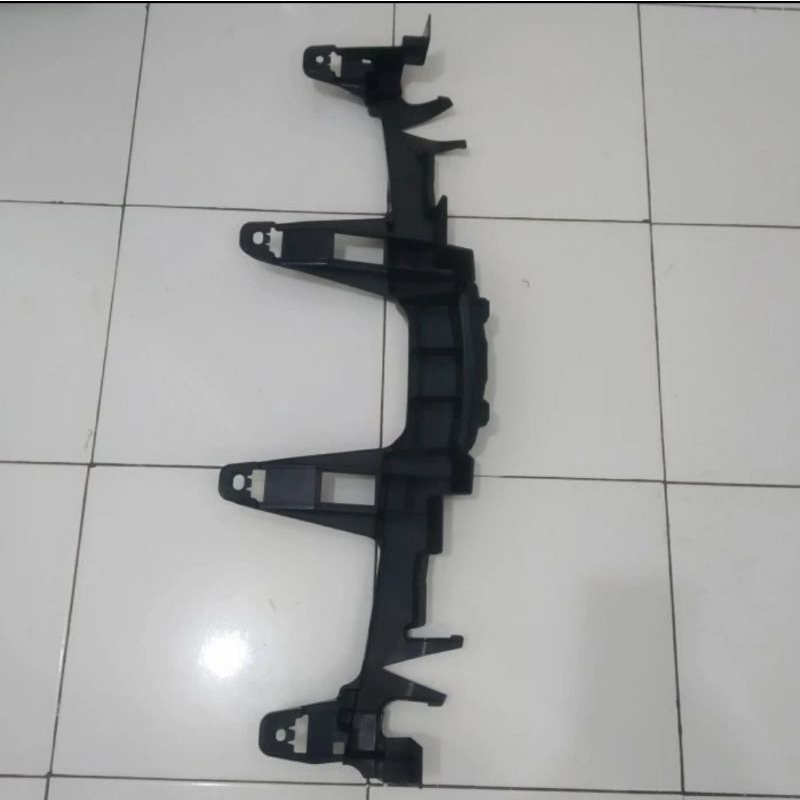 Jual Bracket grill Innova reborn 2016 - 2020 ( sebelum facelip ...