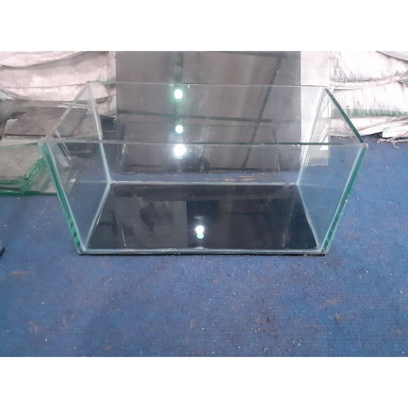 Jual akuarium kaca polosan/aquarium aquascape polos 40x20x20 | Shopee ...