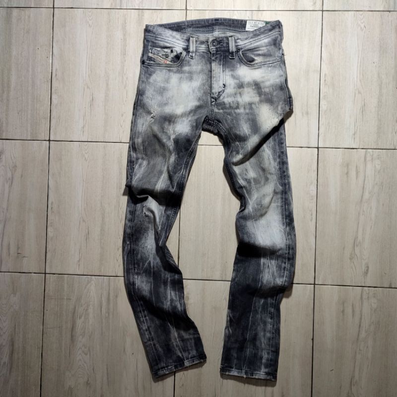Jual DIESEL INDUSTRY THANAZ STRETCH DENIM PRIA ORIGINAL made in italy ...