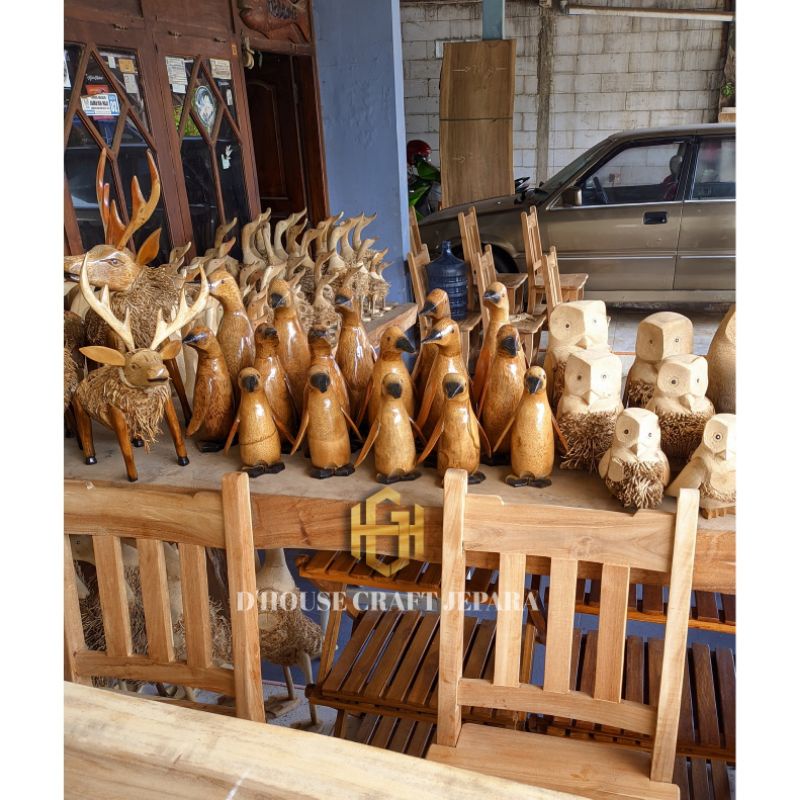 Jual Pajangan Meja Patung Pinguin Kayu Jati Kombinasi Bambu( 3 Pcs ...