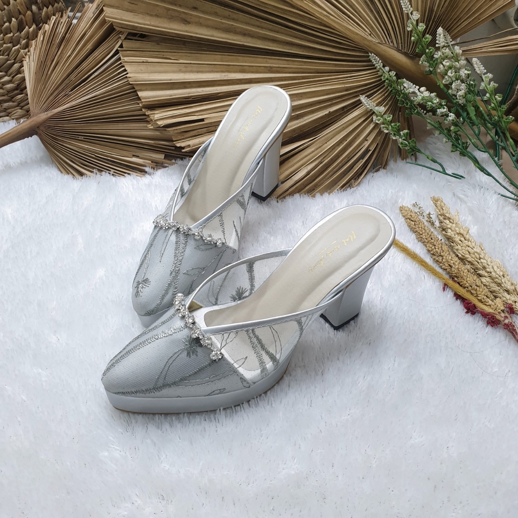 Jual sepatu wedding wanita anesha silver 9 cm tahu | Shopee Indonesia