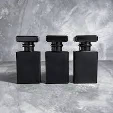 Jual BOTOL CHANNEL FULL BLACK 35ML, HARGA SATUAN DAN GROSIR | Shopee ...