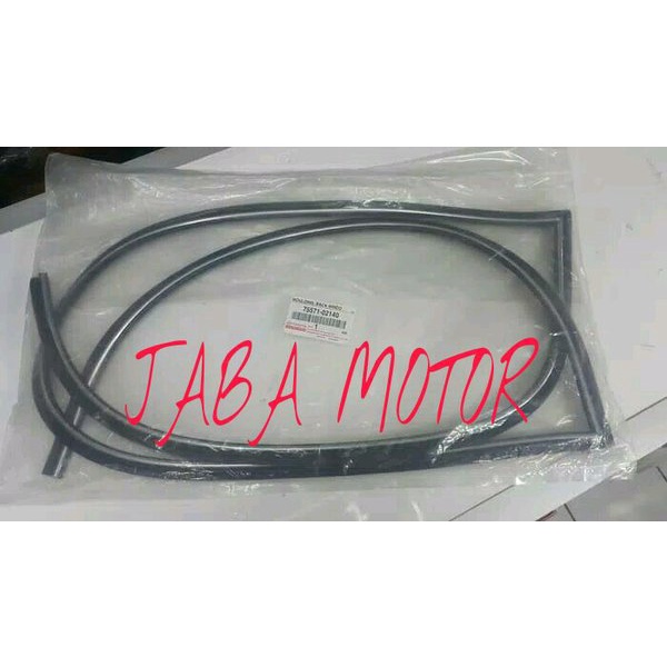 Jual Karet kaca-Lis kaca belakang corolla altis old 2002-2007 original ...