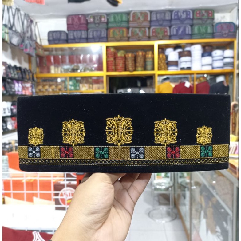 Jual Peci Gayo motif pintu Aceh / peci bordiran khas Aceh | Shopee ...