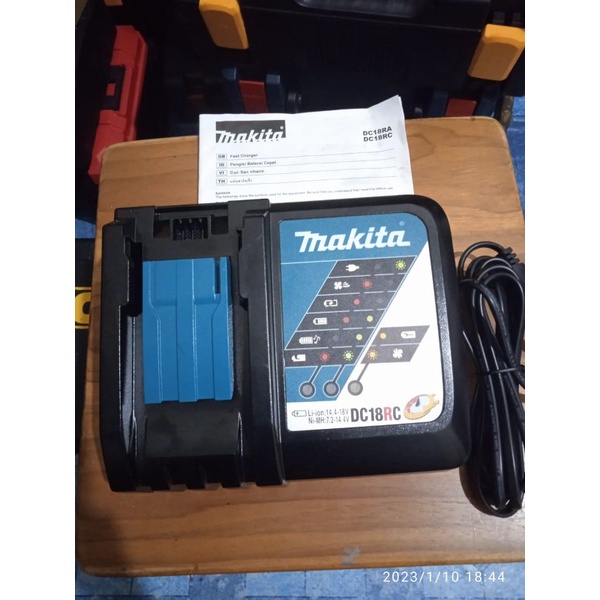 Jual Charger Makita DC18RC Charger Baterai Makita 18V DC18RC | Shopee ...