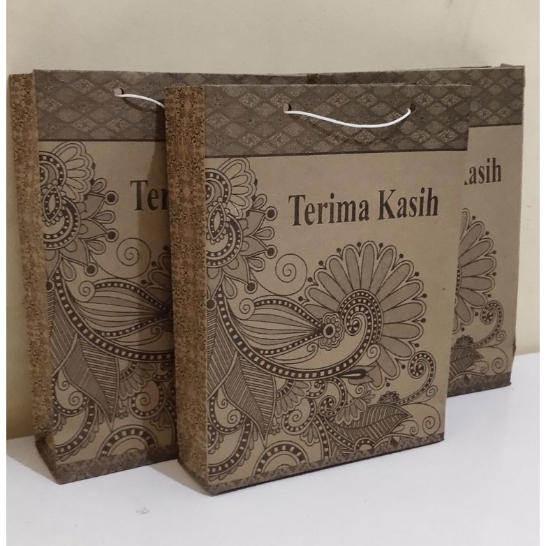Jual Paper bag Motif Paperbag kertas Tas kertas Tas sovenir ukuran ...