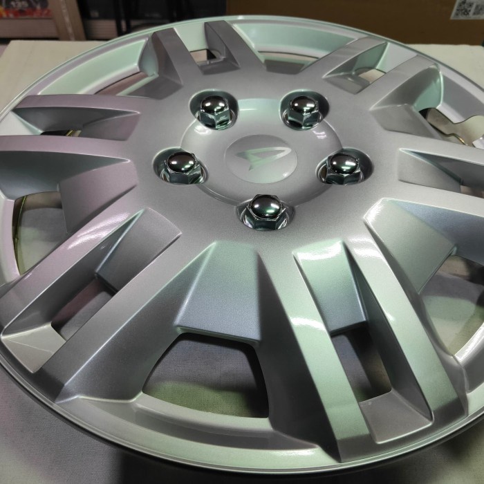 Jual dop roda original daihatsu xenia sigra luxio grandmax sirion ...