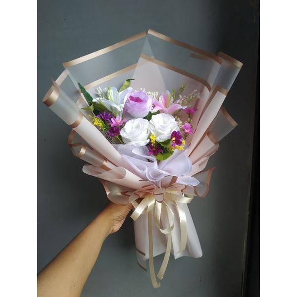 Jual buket bunga mawar Lily buket ulang tahun wisuda anniversary | Shopee Indonesia