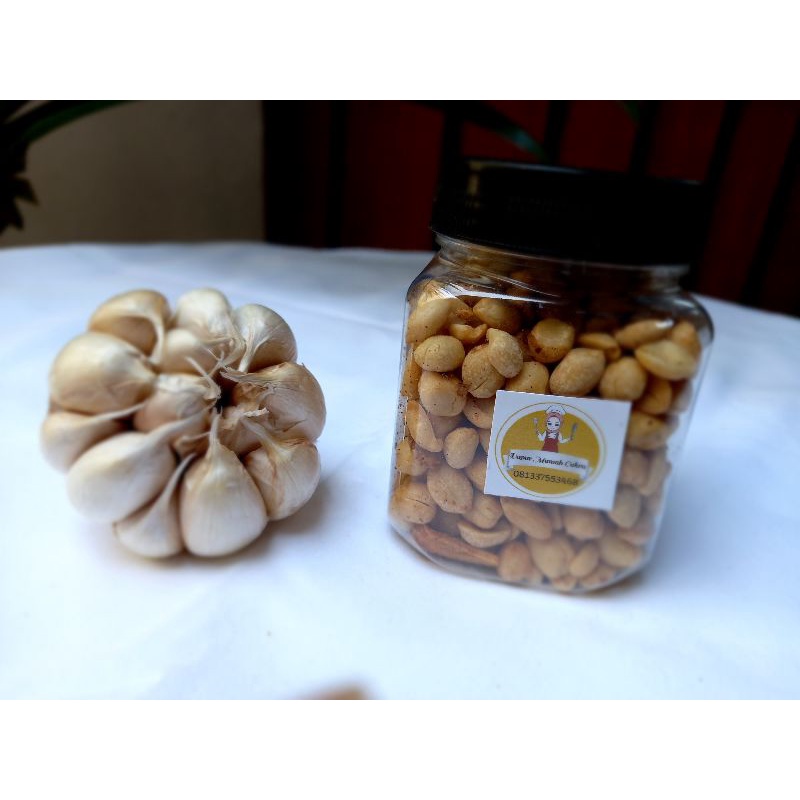 Jual Kue Lebaran Kacang Bawang Homemade Hampers Paket THR Cemilan Enak ...