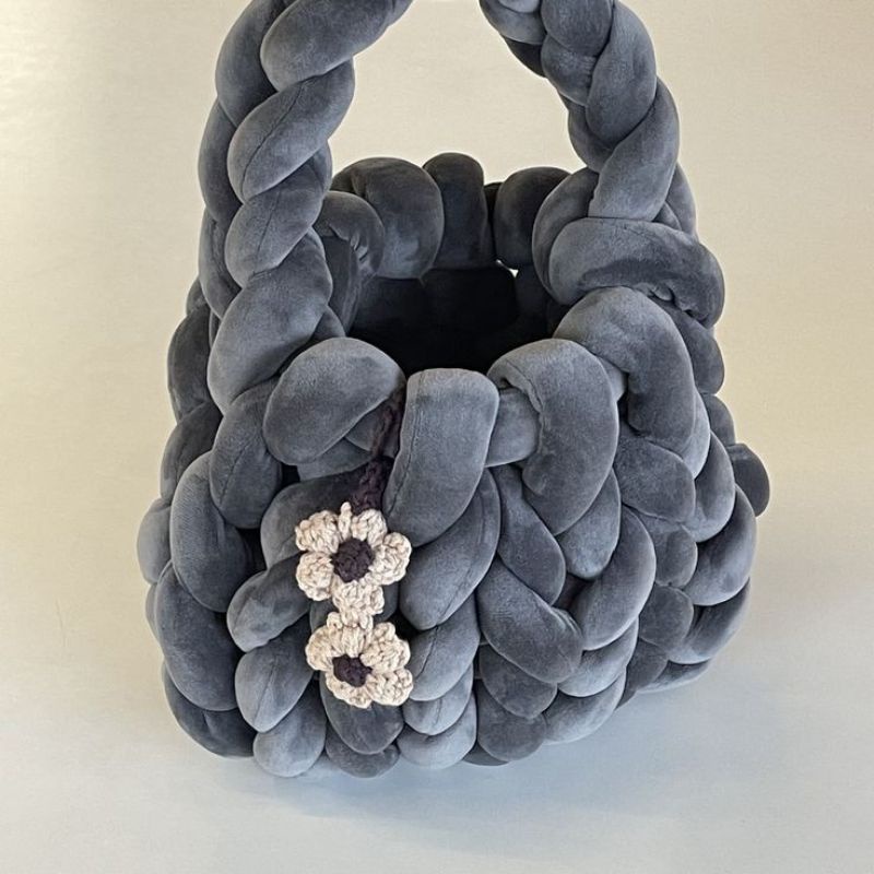 Jual maryam bag_chunky yarn bags_tas korea_tas viral_tas velvet ...