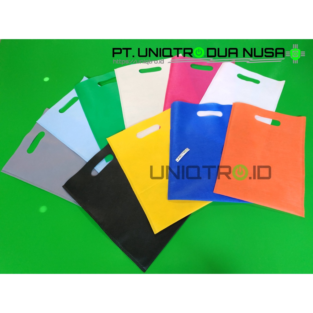 Jual Tas Spunbond Oval Polos 25x30 | Shopee Indonesia