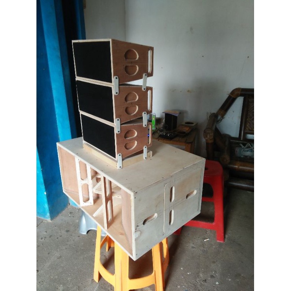 Jual box speaker cla 8 inch line array 4 inch x3 | Shopee Indonesia