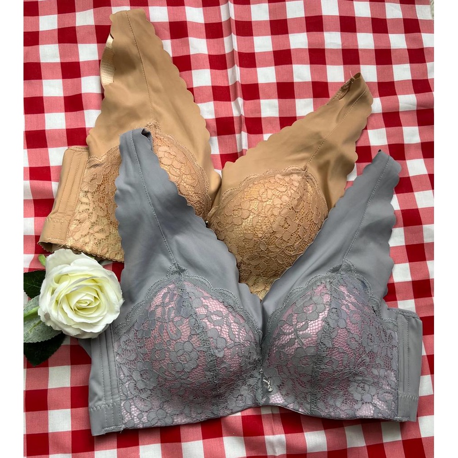 Jual Bra Brokat Seamles Premium Cup A-B PrettyWear 818# | Shopee Indonesia