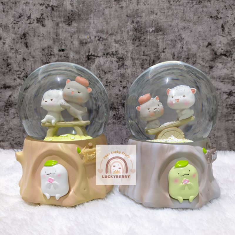 Jual Snowball /Pajangan Bola Kaca Musik Box Couple Cat XL (100) + Lampu ...