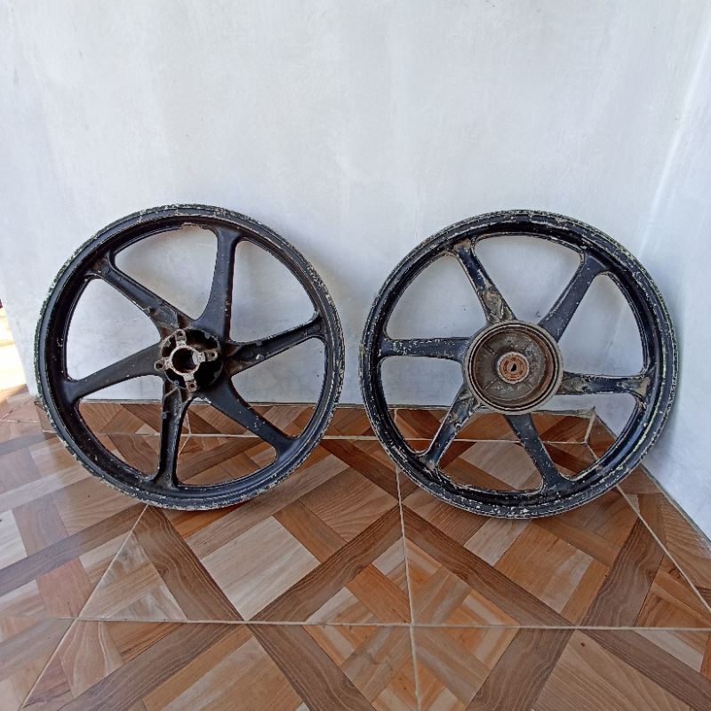 Jual velg pelek racing standart Yamaha Jupiter z cw old castwheel pnp ...