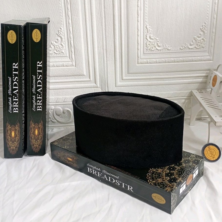 Jual NEW!! Peci Pria Model Terbaru Pertama Di Indonesia Tinggi 9 Merk ...